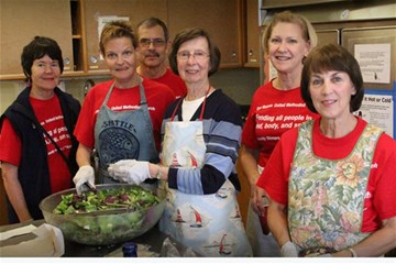 Community Dinners break the fourth wall of church | UMC.org