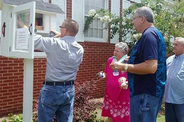 Blessing Boxes benefit communities | UMC.org