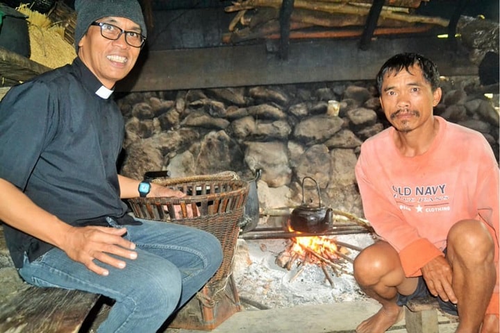 Philippines Pastor Serves Indigenous Community | UMC.org