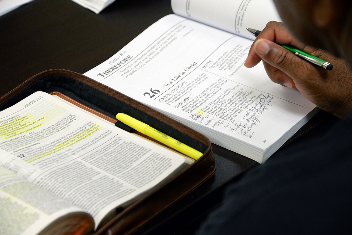 New Bible studies for a new year | UMC.org